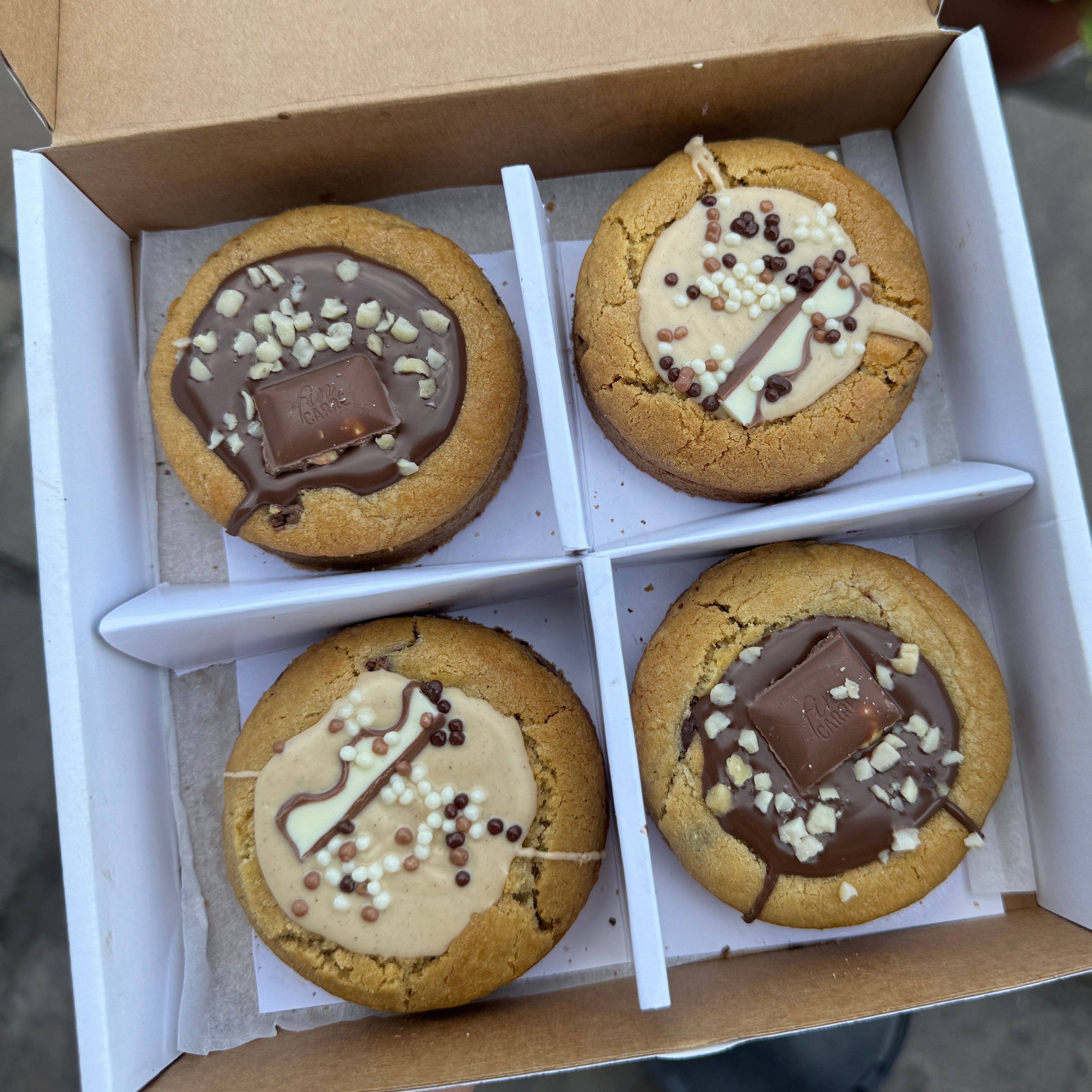 Deep Dish Cookies - Set 5 – R L Cakes