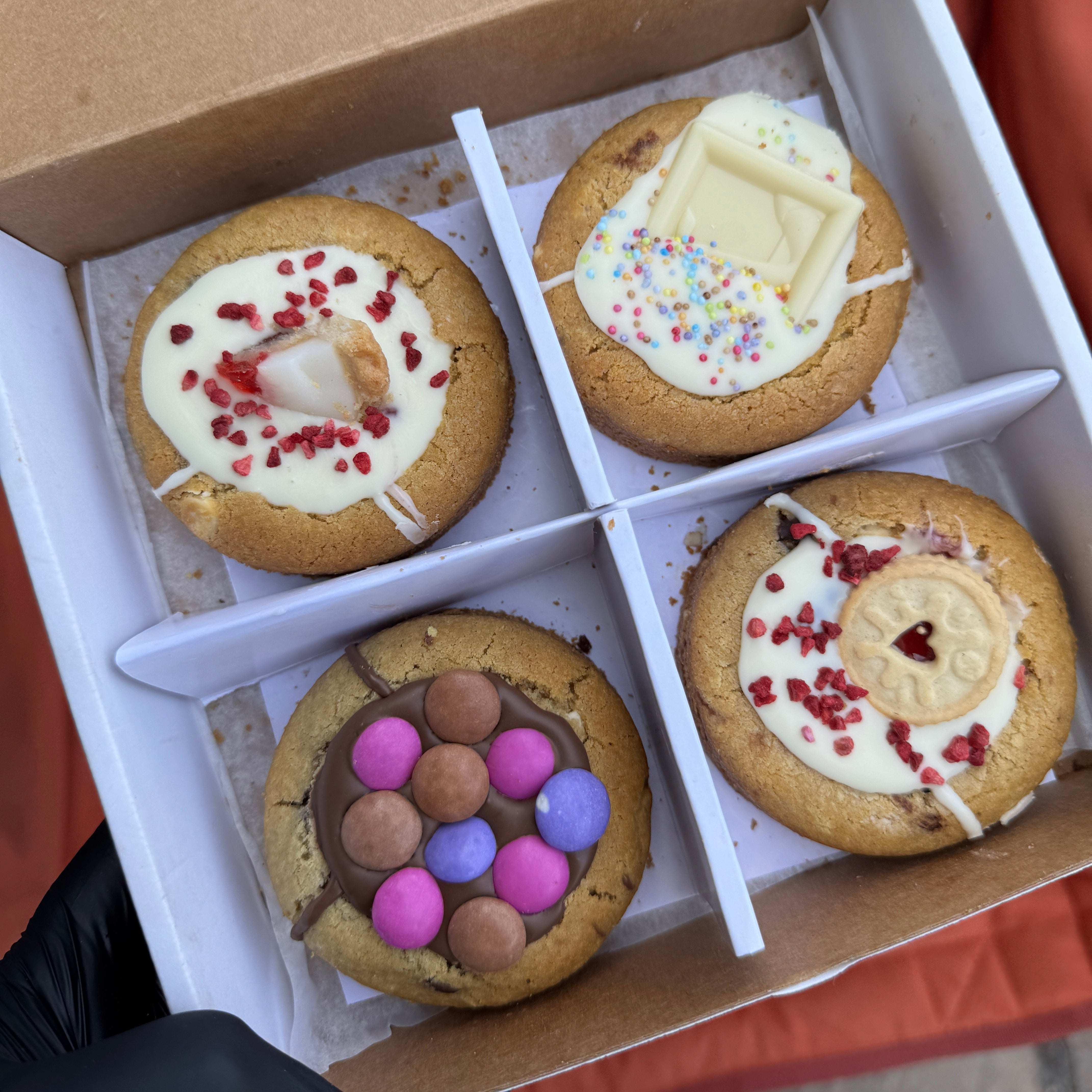 Deep Dish Cookies - Set 1 – R L Cakes